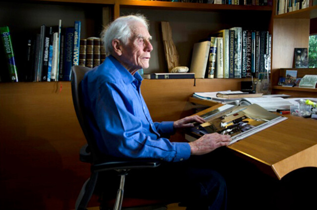 Bill Toomath, architect and former Head of School of Design